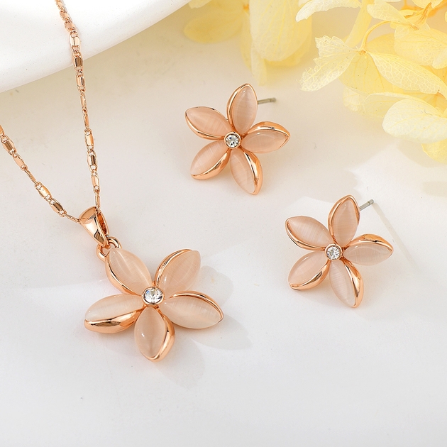 КОМПЛЕКТ ЦВЕТЕ РОЗОВО ПОЗЛАТЯВАНЕ | Бижута Invoke